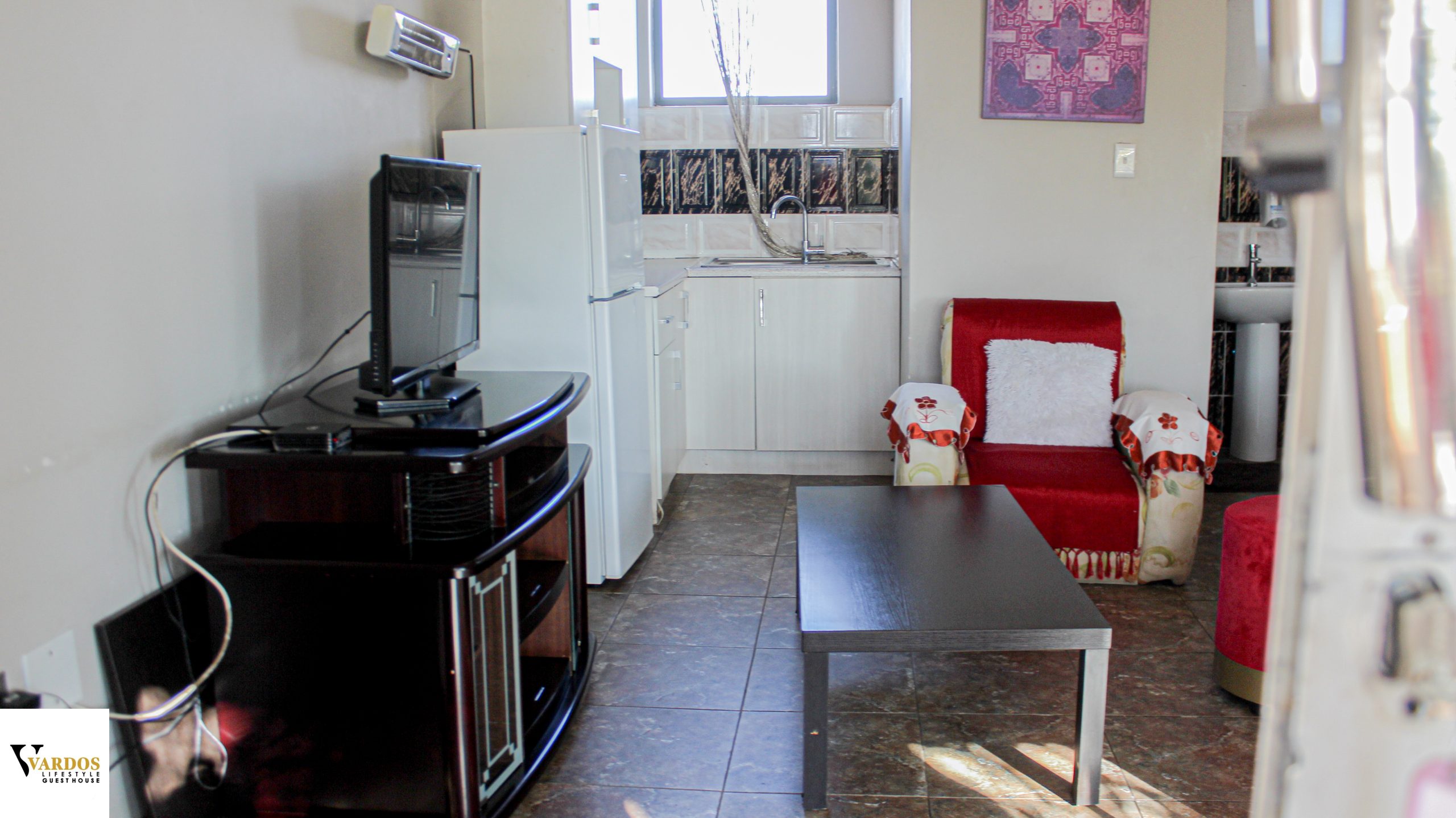 Vardos Guesthouse – Nothing but Platinum Standards – It's all Out or ...